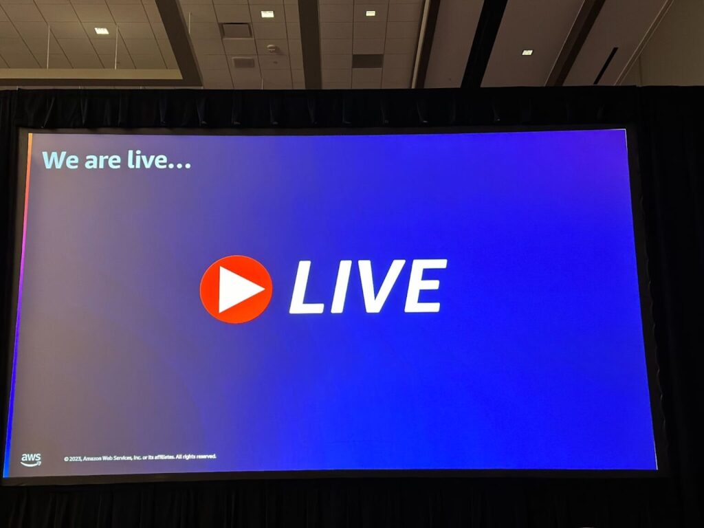 Live video streaming with Amazon CloudFront and Peacock - 高品質なCDNサービスCloudPlex Delivery